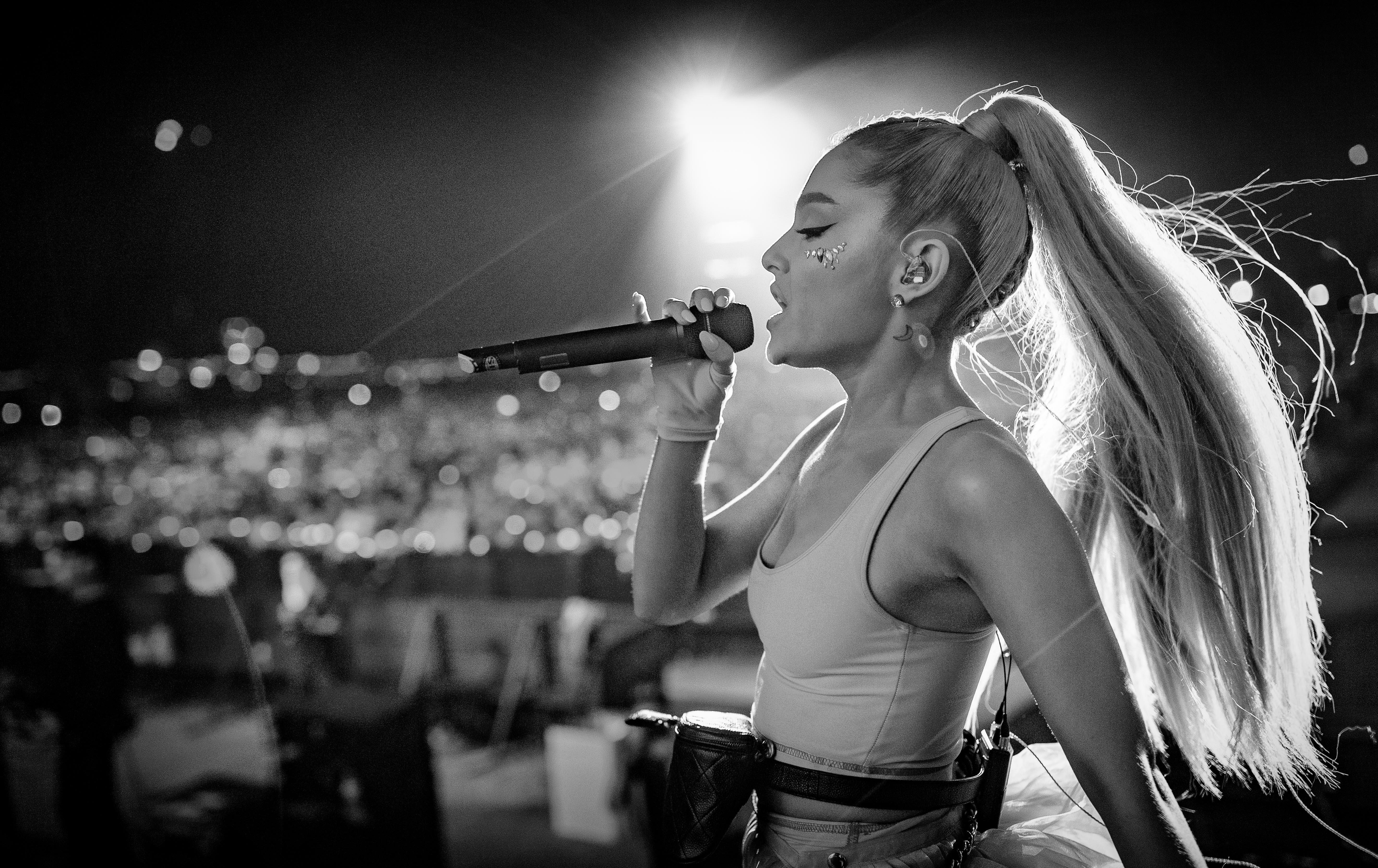 Arian Grande Live On Stage 5k, HD Music, 4k Wallpapers, Images ...